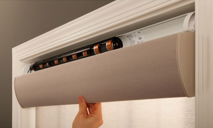 Sivoia QS Triathlon – Overview and features | Lutron Electronics | Lutron